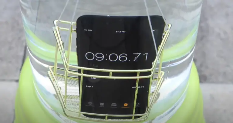 Is the iPhone SE Waterproof? - WaterproofWiki